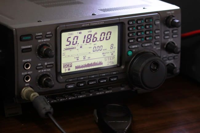 Top 9 Best Ham Radio Base Stations In 2023 - Wholly Outdoor